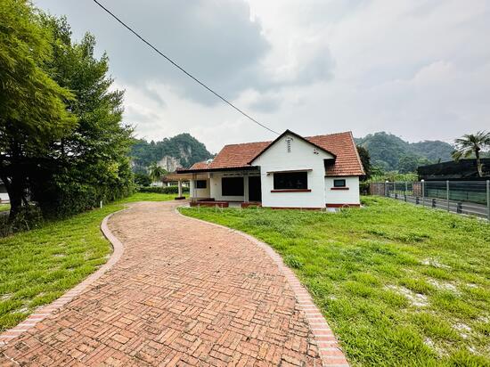 Bungalow for Sale in Bandaraya Ipoh (Ipoh) - Dominic Leo