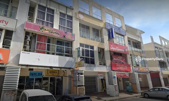 Shop for Sale in Puchong (Selangor) - Billy Tan