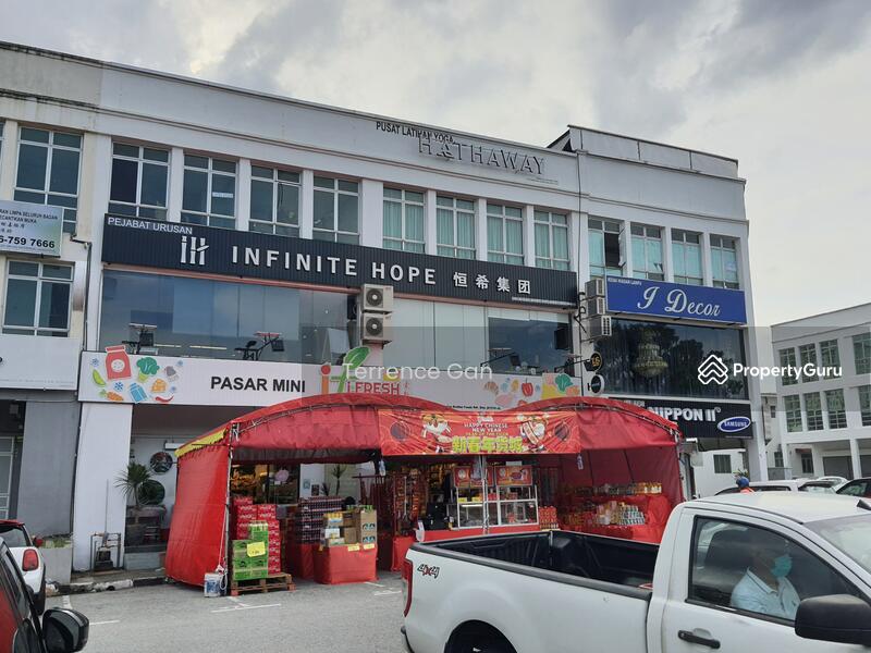 MOUNT AUSTIN AUSTIN HEIGHTS 3 STOREY SHOP FACING MAIN ROAD NEAR ...
