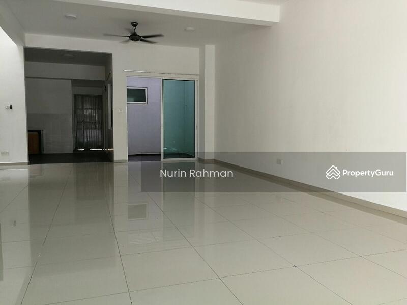 BERBALOI 3 Storey Superlink Taman Nadayu 92 (Phase 3), Kajang, Kajang ...