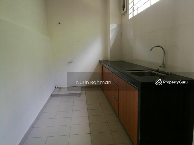 BERBALOI 3 Storey Superlink Taman Nadayu 92 (Phase 3), Kajang, Kajang ...