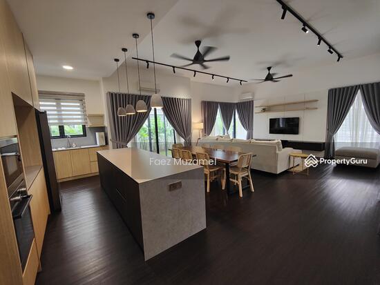 Semi-Detached House for Sale in Shah Alam (Selangor) - Faez Muzamel