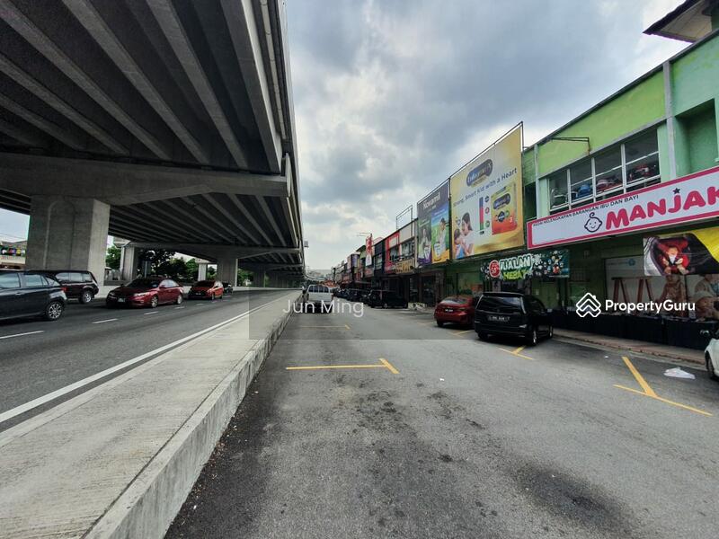 Ampang Waterfront, Jalan AWF 1 Ampang Waterfront, Ampang Jaya, Ampang ...