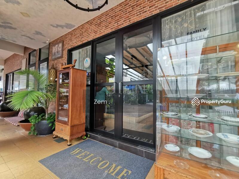 Hotel / Resort at Meru, Jalan Meru Bestari B8, Taman Meru, Ipoh, Perak ...