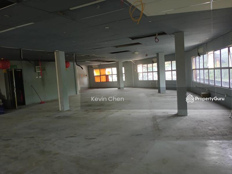 [No Longer Available] Seri Kembangan, Pusat Perdagangan Seri Kembangan ...