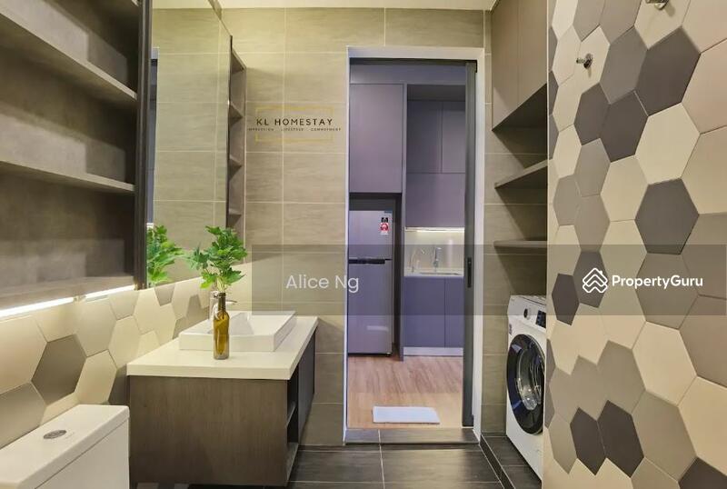 Dual Key Layout Limited 230K - Monthly 950, Get 2 Room & Beside MRT ...