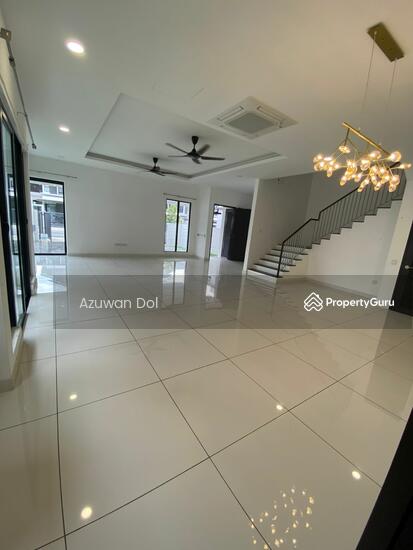 Semi-Detached House for Rent in Shah Alam (Selangor) - Azuwan Dol