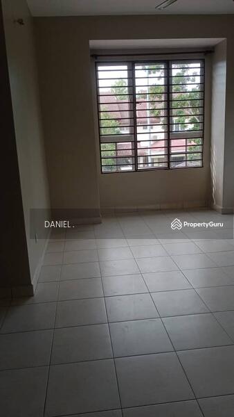 DOUBLE STOREY CORNER LOT LINK HOUSE IN JALAN SETIA PERDANA, SETIA ALAM ...