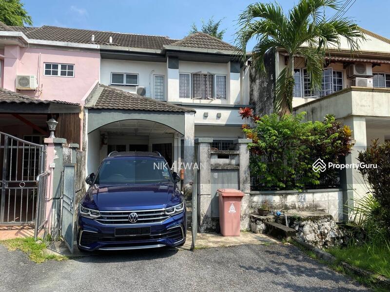(22 x 80, Freehold, Gated & Guarded) 2 Sty Terrace House, SD 9, Bdr Sri ...