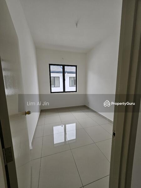 Robin @ Rimbayu, No. 1, Jalan Flora 3, Bandar Rimbayu, Telok Panglima ...