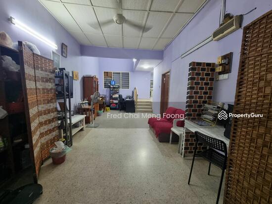 Taman Bukit Anggerik, Cheras, Kuala Lumpur, 3 Bedrooms, 1650 sqft, T ...