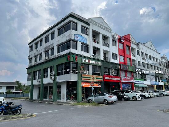 Shop for Sale in Central Park Commercial Centre (Kuching) - David Ling