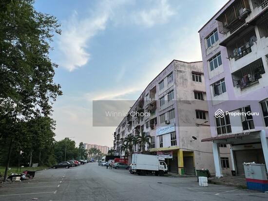 Pusat Hentian Kajang, Jalan Hentian 3, Kajang, Selangor, 3 Bedrooms ...