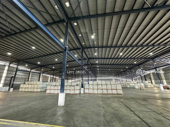 North Port Warehouse/Factory, North Port (Pelabuhan Utara), Port Klang ...