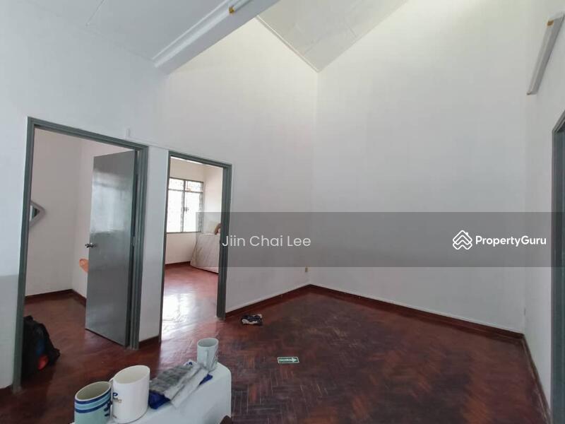 Unblock View Taman Perling Jalan Camar Double Story House, Jalan Camar ...