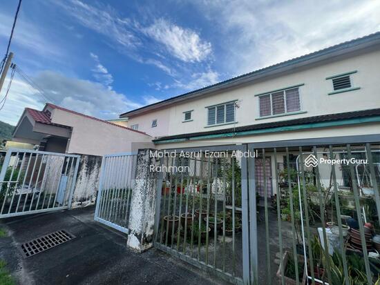 Taman sri Haneco Semenyih, Semenyih, Selangor, 3 Bedrooms, 792 sqft, T ...