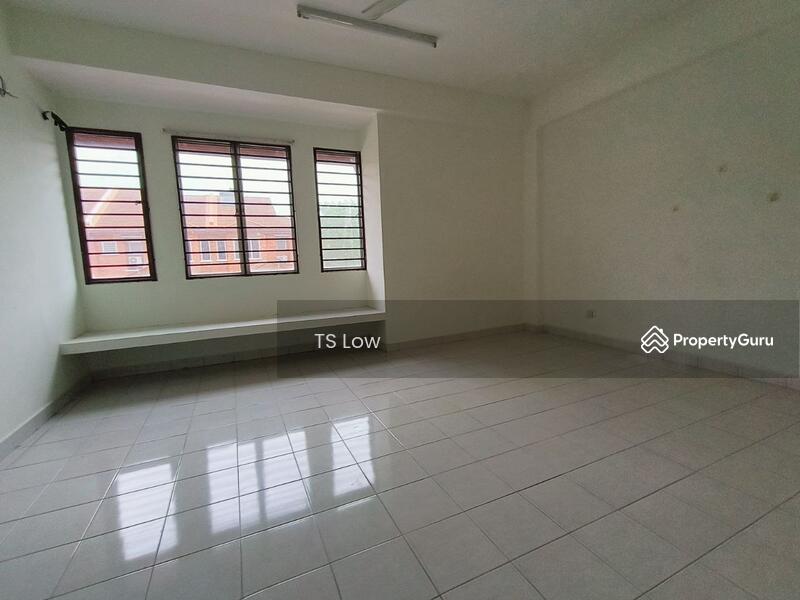 2 storey house alam budiman, Shah Alam, Selangor, 5 Bedrooms, 3020 sqft ...