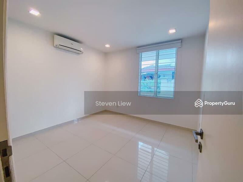 taman molek, Molek, Johor Bahru, Johor, 4 Bedrooms, 3200 sqft, Semi ...