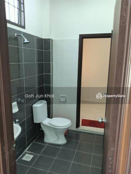 Double Storey Terrace House Taman Paya Rumput / Cheng untuk Untuk ...