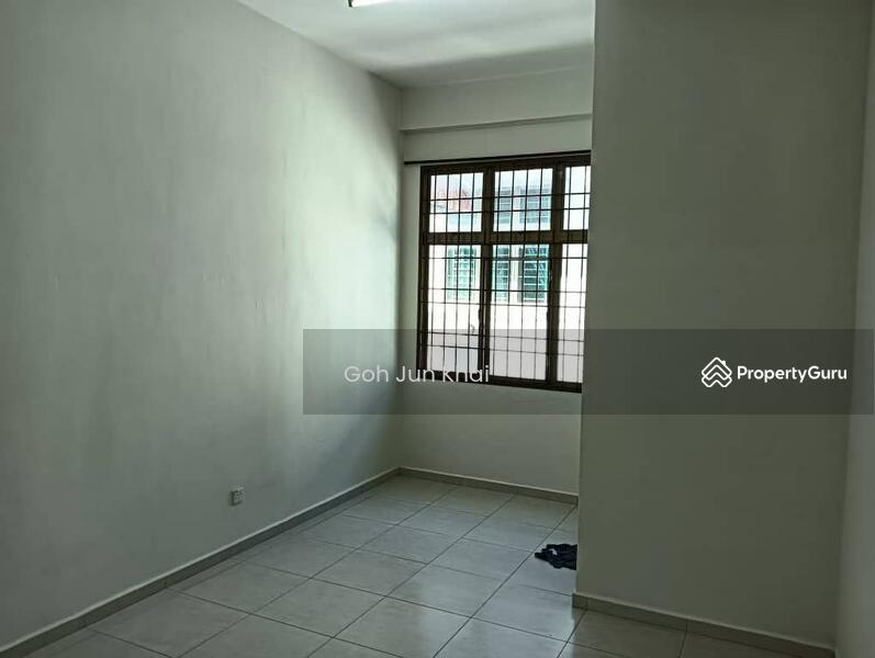Double Storey Terrace House Taman Paya Rumput / Cheng untuk Untuk ...