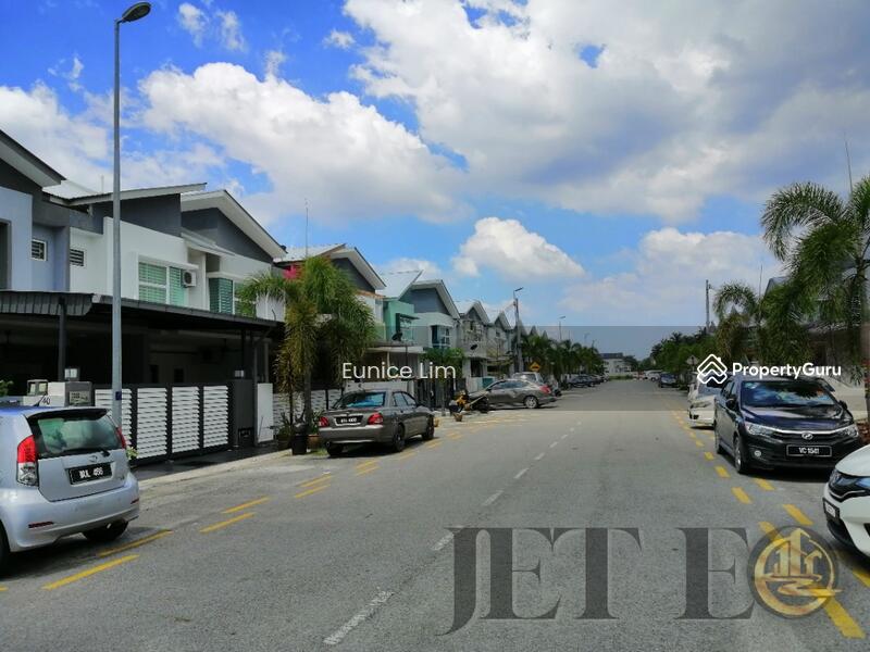Basic Unit Jenjarom Jaromas Double Storey Freehold, Jenjarom, Kuala ...