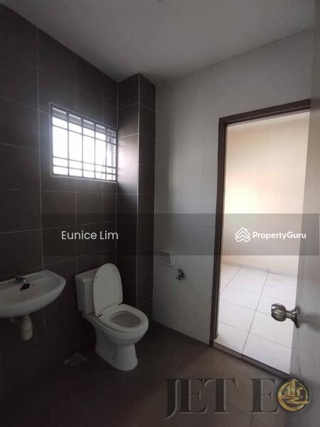 Basic Unit Jenjarom Jaromas Double Storey Freehold, Jenjarom, Kuala ...