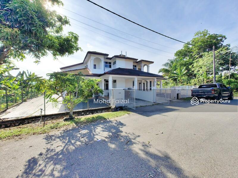 1.5 Storey Semi D Seksyen 3 Bandar Rinching Semenyih, Seksyen 3 Bandar ...