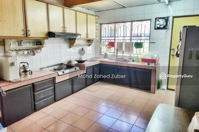 Facing Open Fully Extended Single Storey Taman Industri Bolton Batu ...