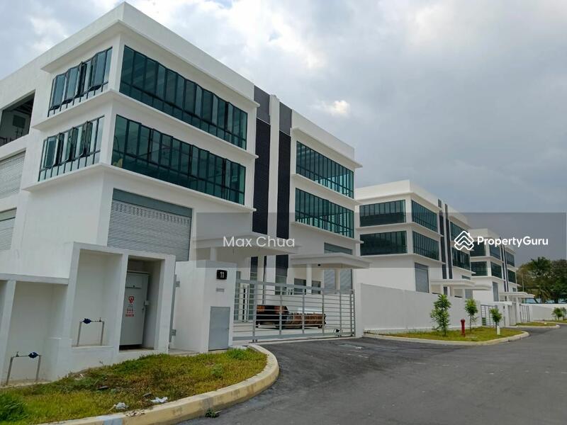 Semi-D factory at Seri Kembangan, jalan bs 7, Seri Kembangan, Selangor ...