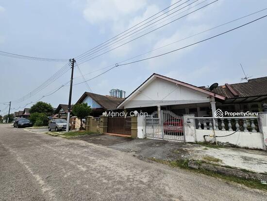 Taman Molek Single Storey Terrace House, Molek, Johor Bahru, Johor, 3 ...