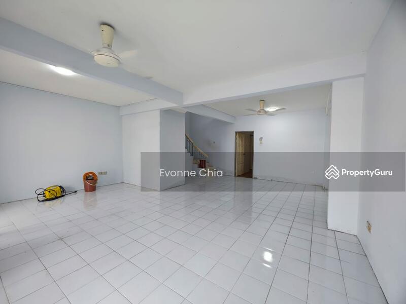 Taman Putri Kulai, Kulai, Johor, 4 Bedrooms, 1540 sqft, 2-storey ...