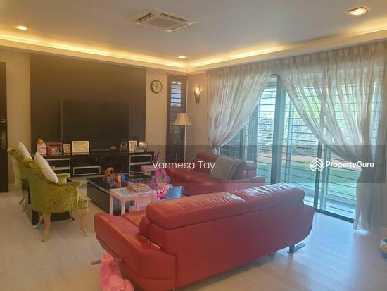 Terrace house at USJ Heights, USJ Heights, Subang Jaya, Selangor, 5 ...