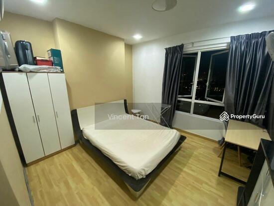 Condominium for Sale at D'Alamanda - Vincent Tan