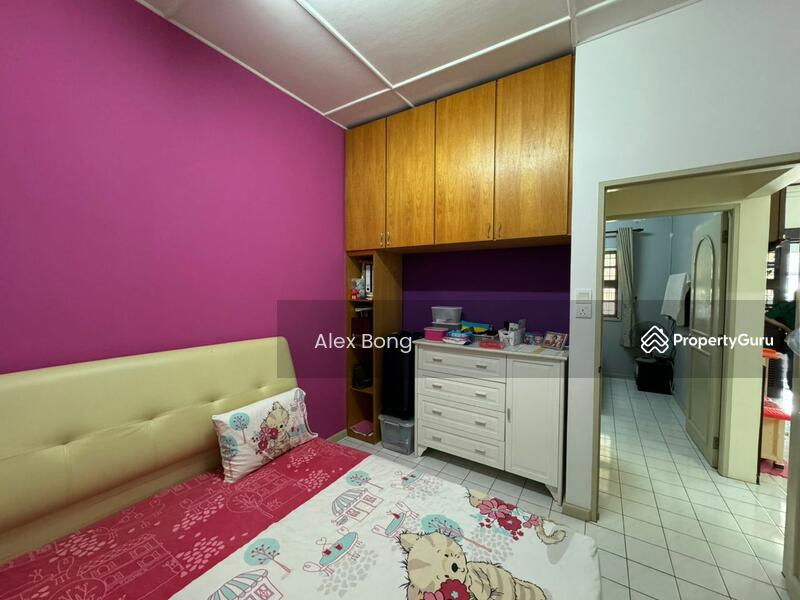 SINGLE STOREY TERRACE HOUSE FOR RENT AT TABUAN HEIGHT KUCHING SARAWAK ...