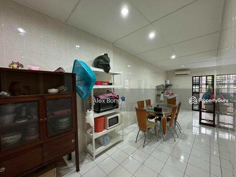 SINGLE STOREY TERRACE HOUSE FOR RENT AT TABUAN HEIGHT KUCHING SARAWAK ...