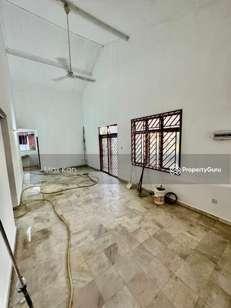 Taman daya single Storey Corner, Jalan rumbia 1, Taman Daya, Johor ...