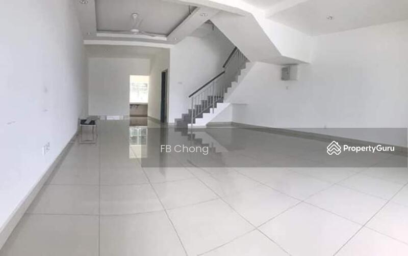 FREEHOLD NEW PARTIAL FURNISH TERRACE Jenderam Hilir Dengkil 15min ...