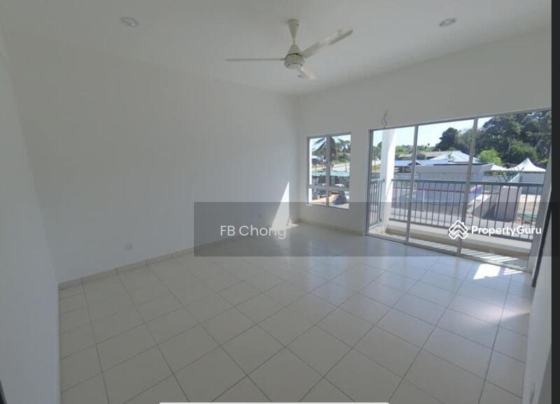 FREEHOLD NEW PARTIAL FURNISH TERRACE Jenderam Hilir Dengkil 15min ...