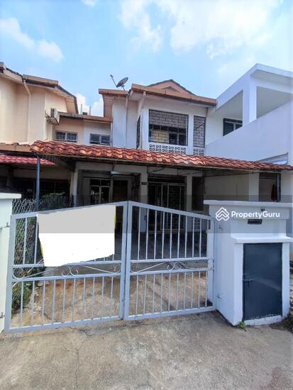 2 Storey House Taman Bukit Serdang Seri Kembangan, Jalan BS 3/4 Taman ...