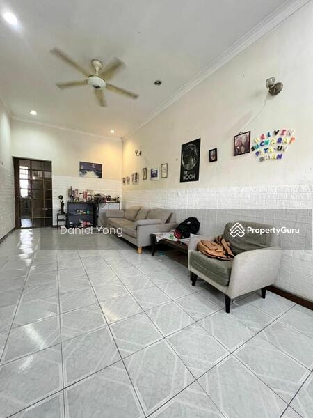 Taman daya jalan pinang Single storey Terrace house at Johor Bahru ...