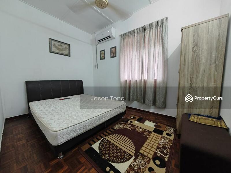 Taman Ampan, Ipoh,Double Storey Intermediate Corner Terrace House untuk ...