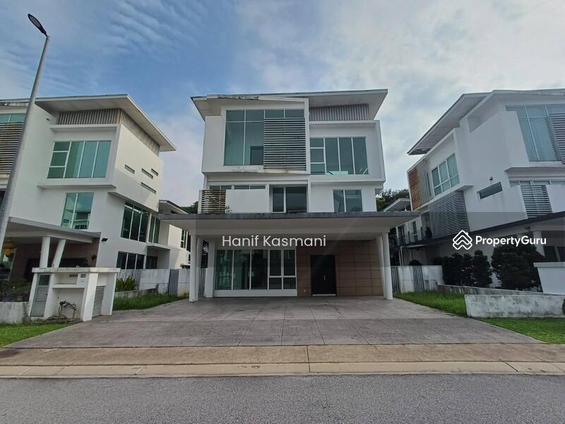 3 Storey Bungalow Jacaranda @ Garden Residence Cyberjaya, Cyberjaya ...