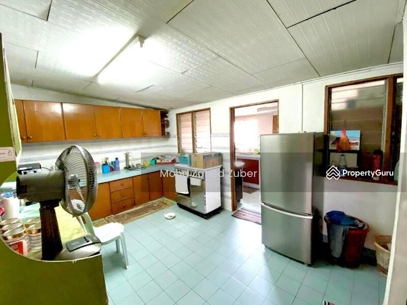 Facing open Single Storey Section 51a Seksyen 51 Petaling jaya, Kelana ...