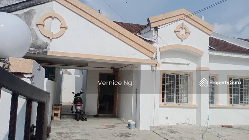 1 Storey Cluster Semi D, Jalan Murai, Pantai Sepang Putra, Sg Pelek ...