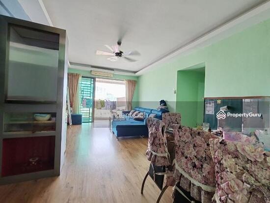 Condominium for Sale at D'Alamanda - Vincent Goh