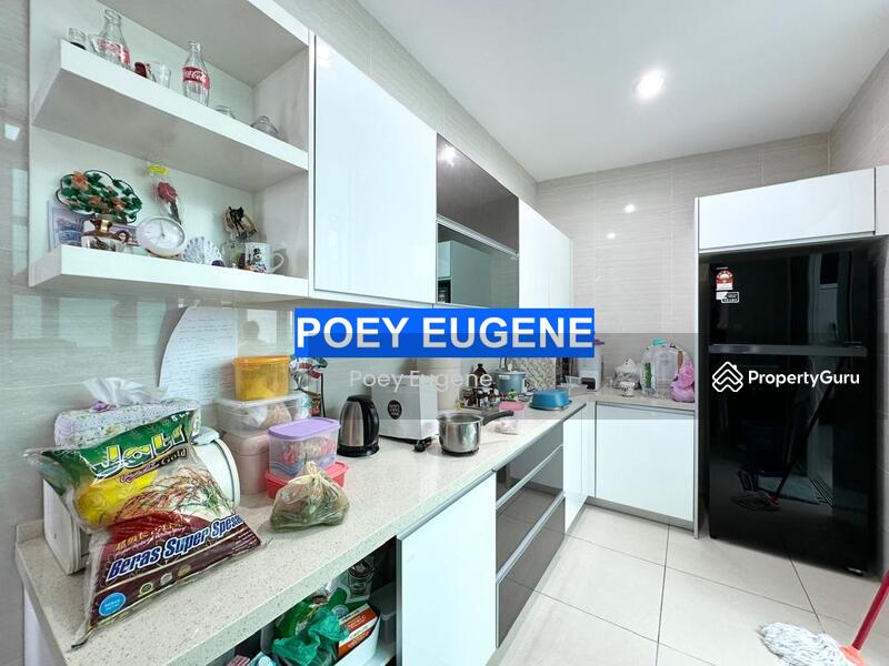 Setia Tri-Angle Residential Condominiums, Persiaran Kelicap, Sungai Ara ...