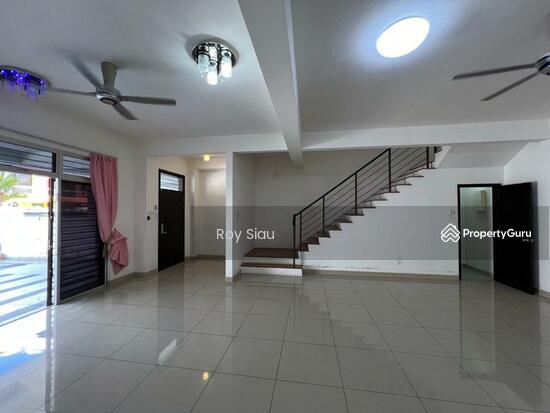 Taman Molek, Taman Molek, Johor Bahru, Johor, 4 Bedrooms, 2500 sqft, 2 ...