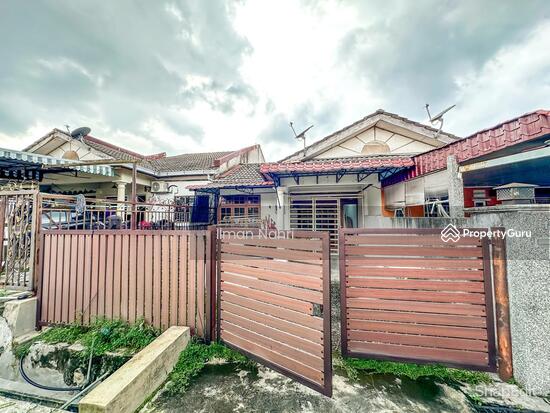 Seksyen 12 Bangi, Bandar Baru Bangi, Bangi, Selangor, 3 Bedrooms, 1000 ...