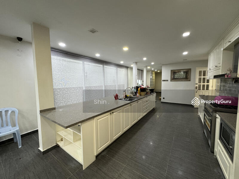 Taman Perling Exclusive Bungalow with pool, Iskandar Puteri (Nusajaya ...