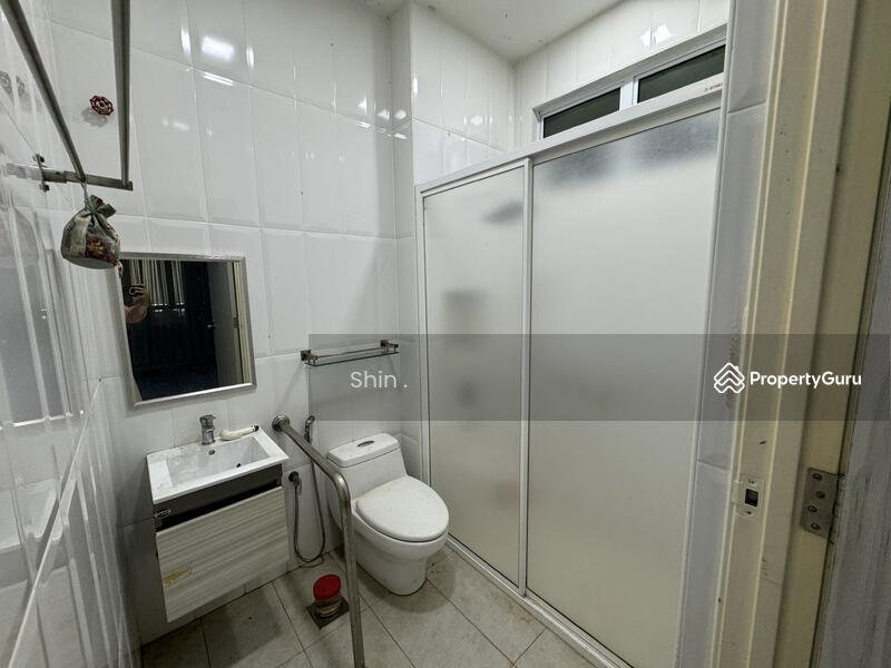 Taman Perling Exclusive Bungalow with pool, Iskandar Puteri (Nusajaya ...